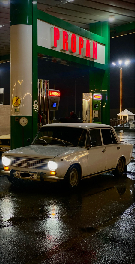 Жигули 21011