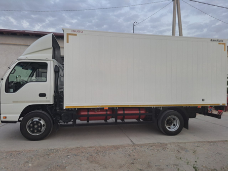 Isuzu sotiladi ishlab chiqarilgan yili 2021 yurgani 135000 km
