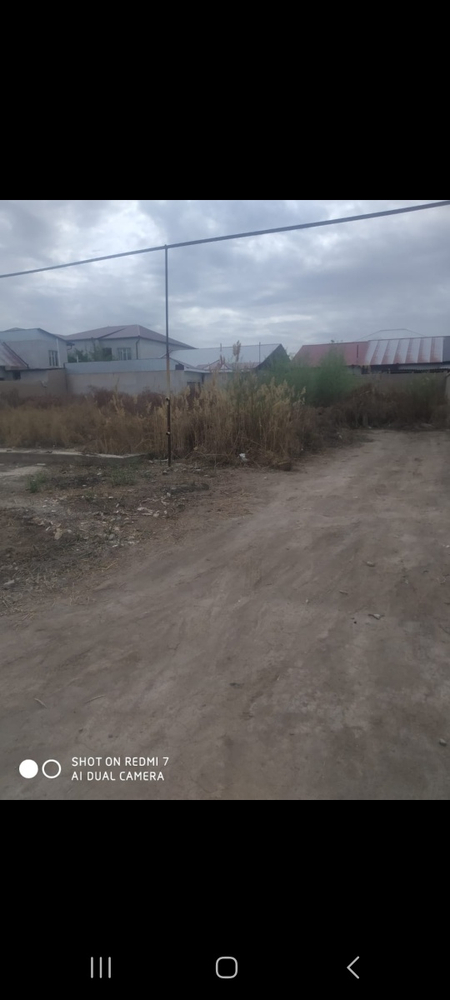 Урганч шахарда жой урни сотилади