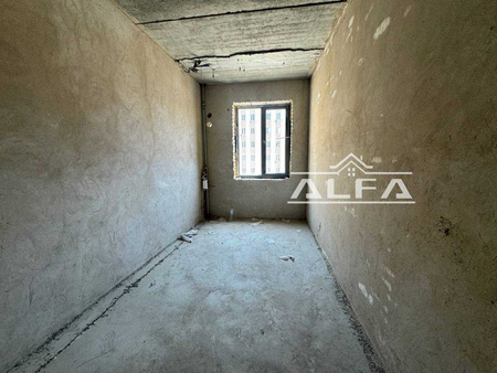 1 xonali 38m² 3-qavat uy sotiladi