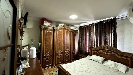 Срочно продается кирпичный дом 77 серия ор-р Парк Бабур 70м