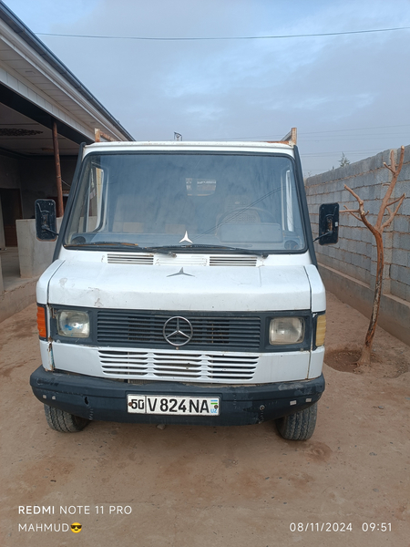 Mersedes benz sotiladi