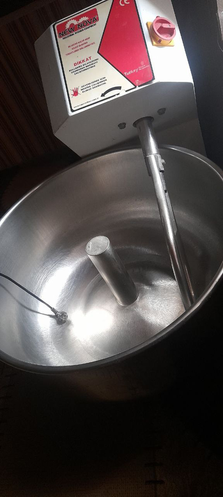 Meshalka, 50 kg lik aralashtirgich hamir uchun, novvoyhonaga