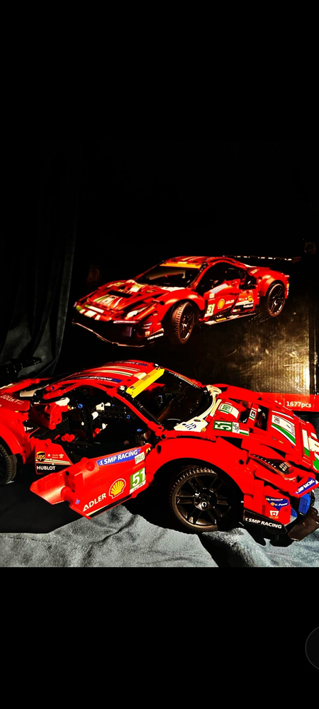 Конструктор - LEGO TECHNIC Ferrari 488 GTE.
