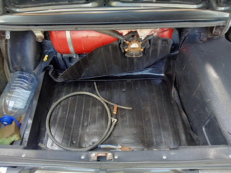 Lada 2106 surochni sotiladi 213 mator karobka zadnimost hamasi alo