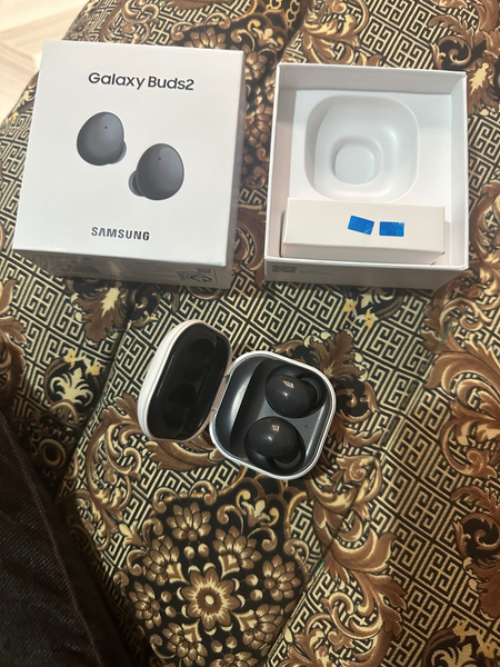 Galaxy buds2 samsung