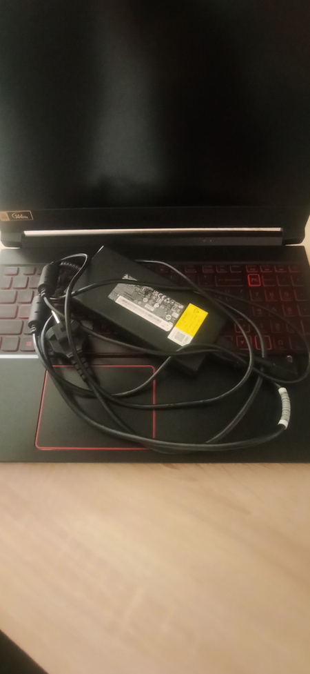 Notebook ACER NITRO 5. RTX 30/50. 450$. Kelishiladi