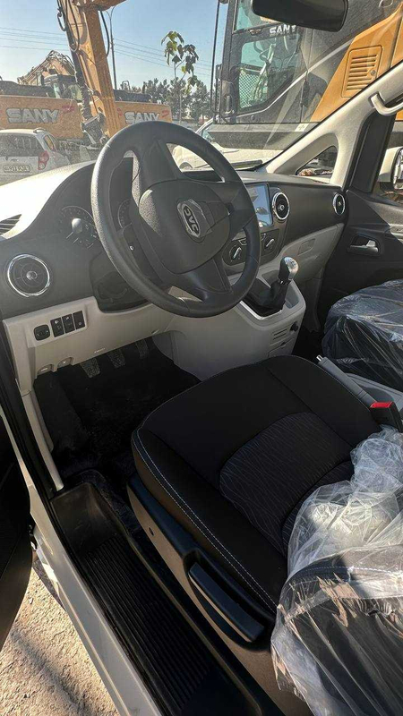 Jac M3 plus 9 уриндикли минивен таййор АКЦИЯ 1+1