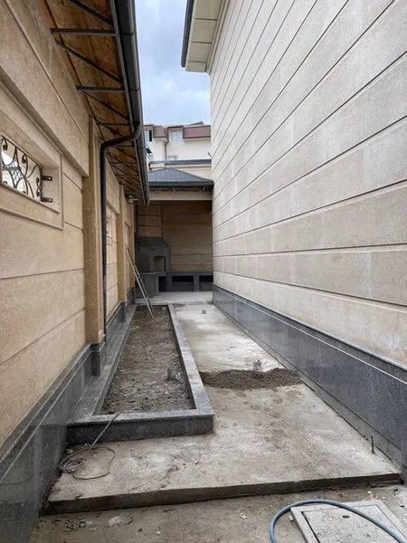 Продается Евро дом Ор-р: Буз базар 450м2
