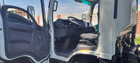 Isuzu sng 82L NPR