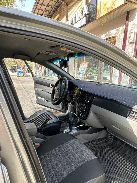 Chevrolet Jentra