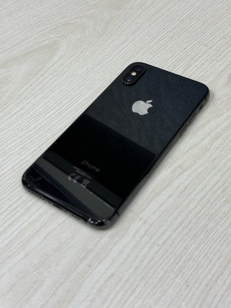 Iphone xs 64gb srochna sotiladi