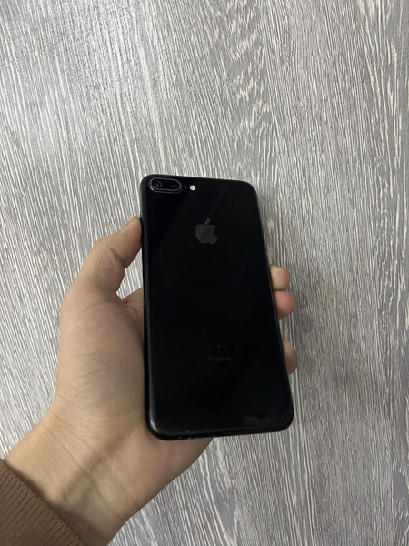 IPhone 7 Plus 128GB.   ..