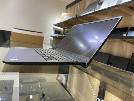 DELL Inspiron 15 Intel Core i7-1135G7 озу16гб 256ssd