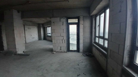 Akay  City бизнес ЖК в центре на Дархане, коробка 82м2 кадастр есть