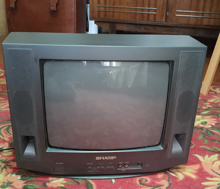 Телевизор LG б/у
