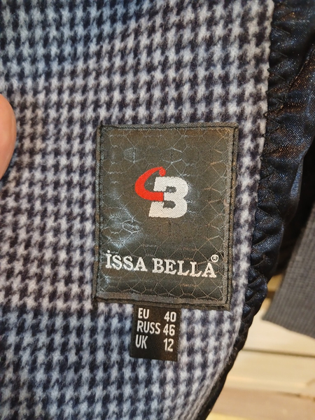 Турецкий пальто Issa Bella 40. Tureskiy palto Issa Bella.
