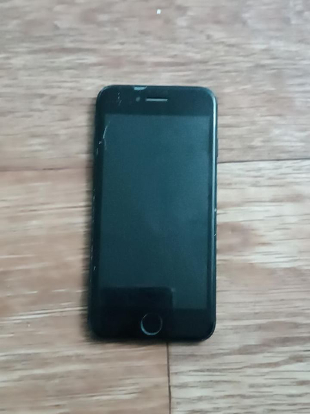 Iphone 7 tel qvurasla