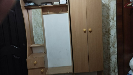 Продаётся шкаф и прихожая Состояние нормальное