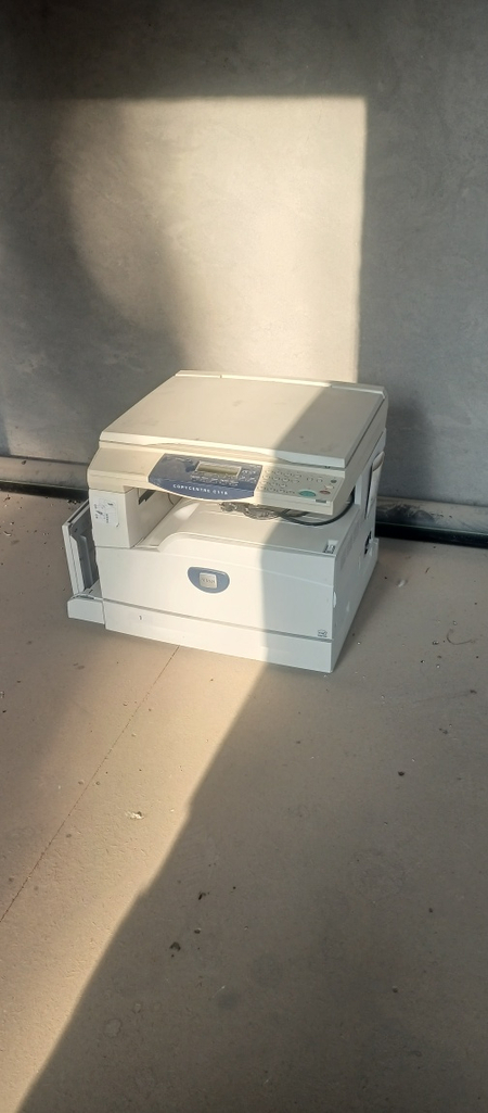Xerox c 118 А3 формат притнтер сотилади