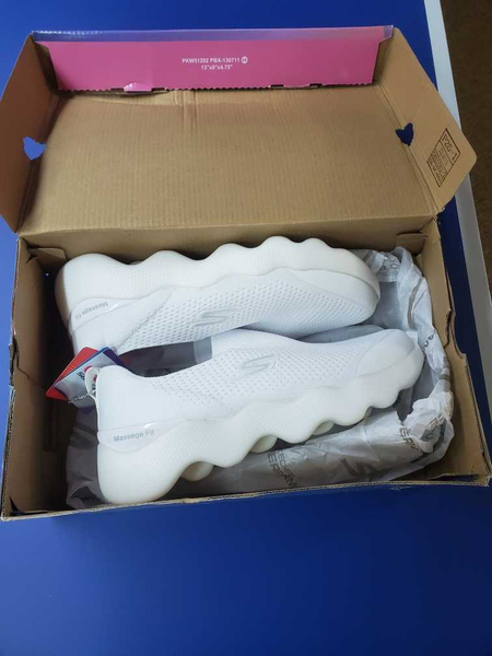 SKECHERS оригинал кроссовки новые