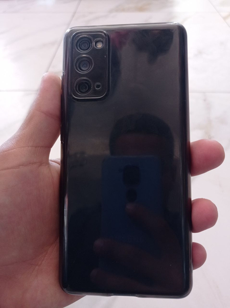 Srochniga Samsung S20 F 5G sotiladi