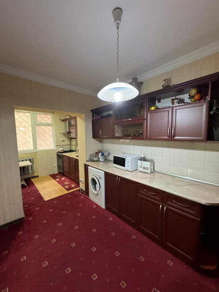 (К128571) Продается 4-х комнатная квартира в Шайхантахурском районе.
