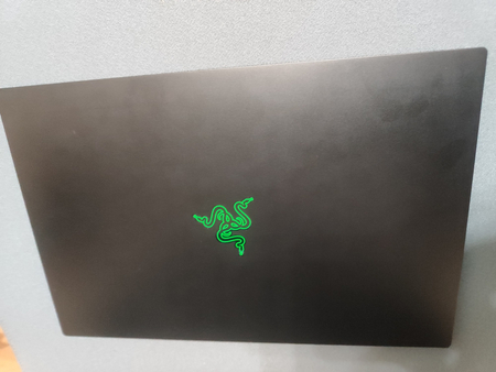 Razer Blade 15 Premium gaming laptop intel i9-12900, rtx 3070ti