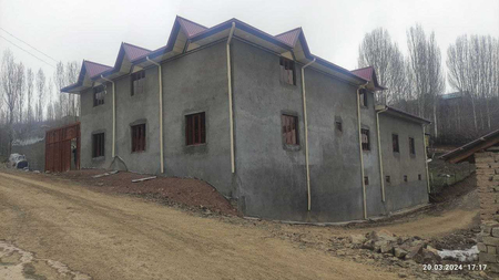 Кумушкон қишлогидан 6- сотихли тайёр дача сотилади
