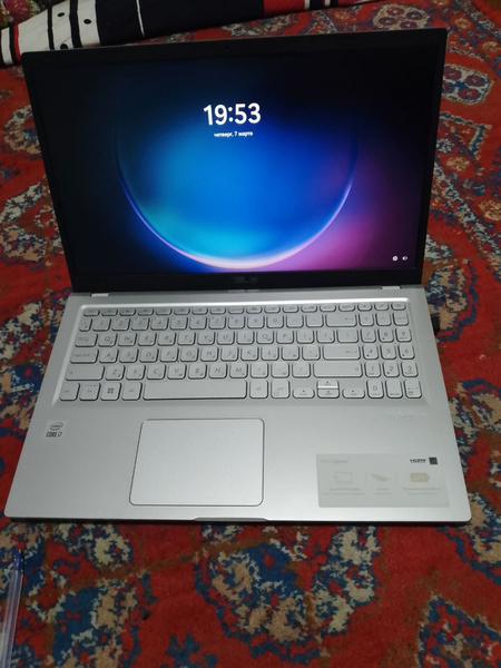 Noutbook Asus x515