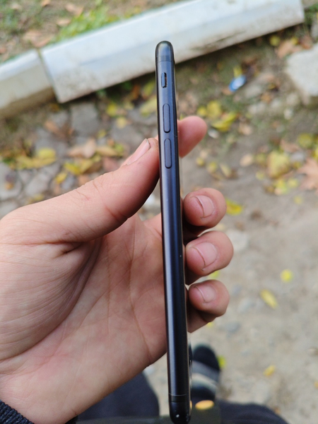 Iphone 7 oʻzi 32GB idial