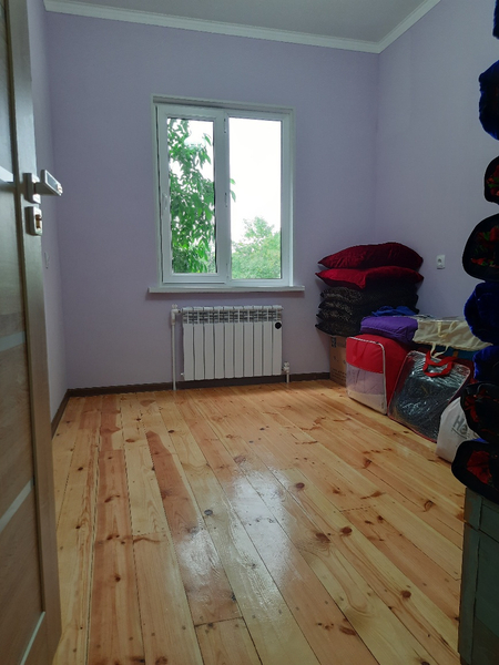 Продам 3-х ком. / 4 мкр. Дом 39 / г. Гулистан