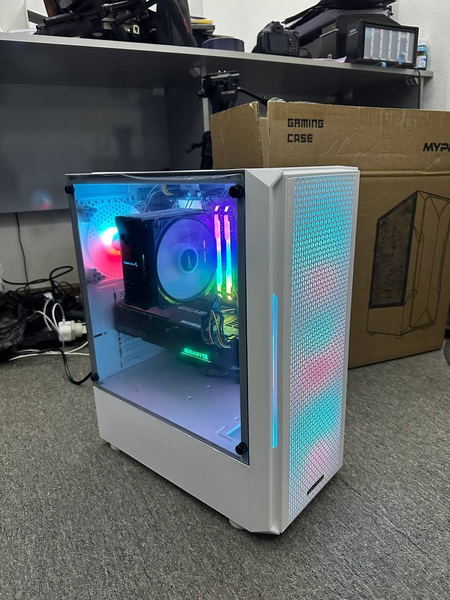 Продаётся комп.Intel core i7 10th 10700f

Gigabyte RTX 3070

Corsair