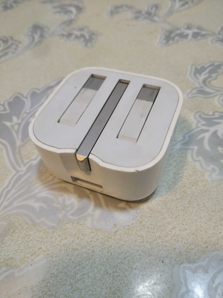 Зарядное устройство Apple (5V).