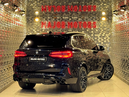 В продаже ! Автомобиль BMW X5 M50i