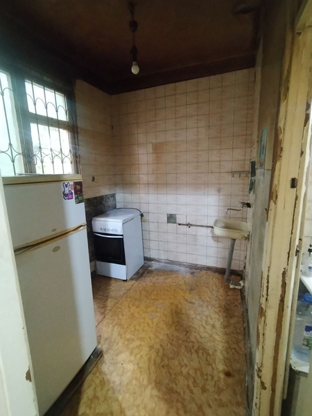 Чиланзар-16 квартал
2 ком/2/4
Площадь: 48 м²
Комнаты РАЗДЕЛНЫЕ.