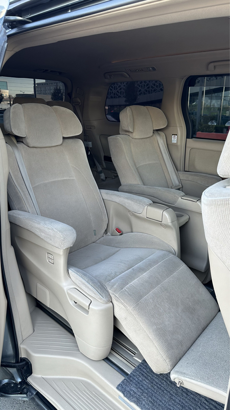 Toyota vellfire Alphard