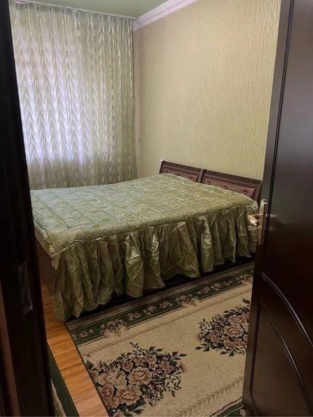 Яккасарай 3/4/4 кирпичный дом разделка  80кв Балкон  неторцевая