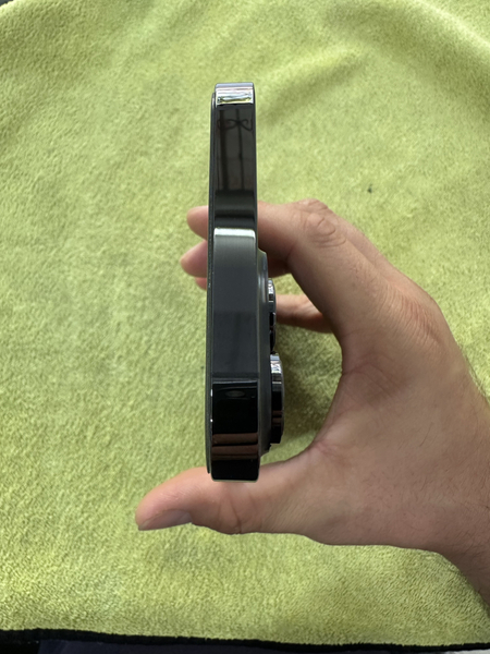 Iphone 14 pro max idel