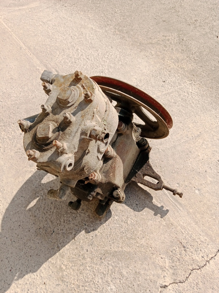 Zil kompressor sotiladi