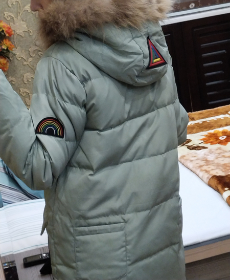 Куртка на девочку теплая удлиненная