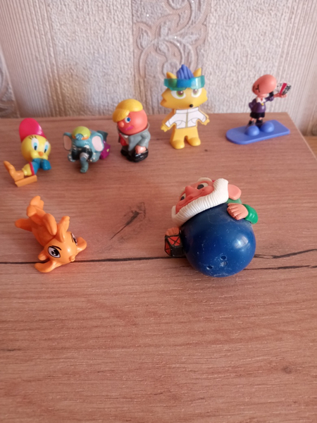 Игрушки от киндера