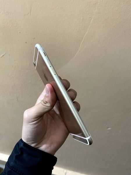 Ayfon 6 plus gold rang tinuu sastayaniya