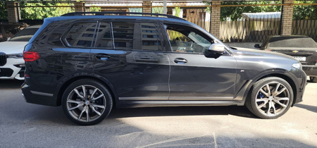 Bmw x7 m50 продаётся
