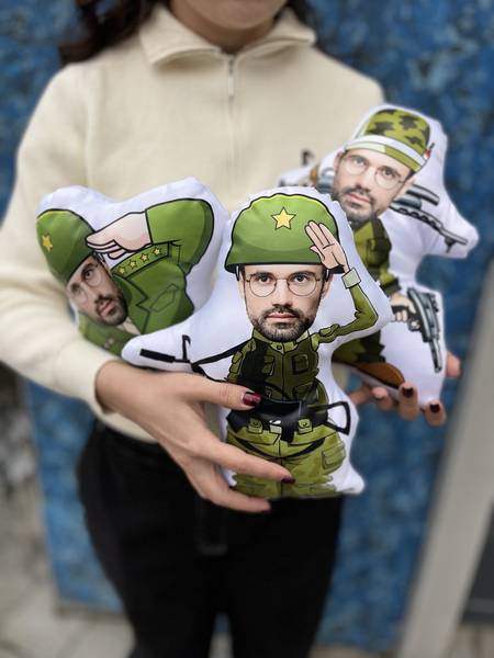 Персональные подушки с лицом