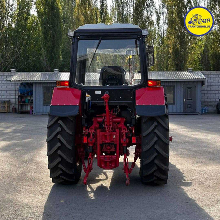 Traktor MTZ Belorus 1221.2