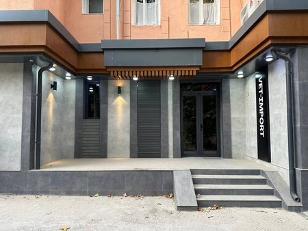 Евронежилое. 1-Линия вдоль дороги. ор: ЦУМ. 80м² с мебель техниками.