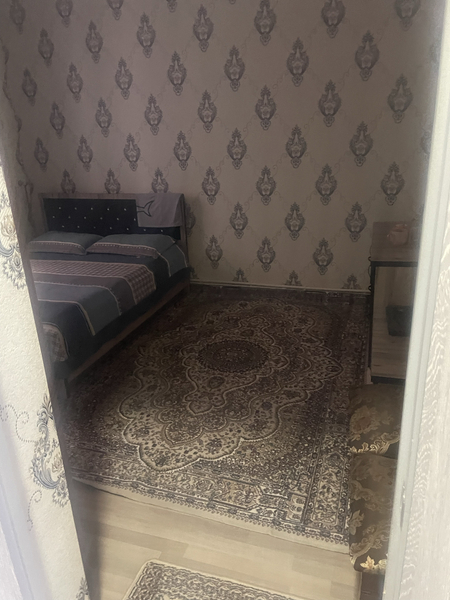 Toshken shahar Bektemir rayonida Joylashgan 2.5 sotik 5 hona 2 ta sanu