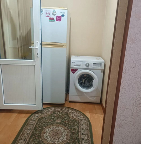 Бодомзорда 1 хона уй оилага ижарага берилади