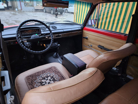 Vaz 21011 sotiladi